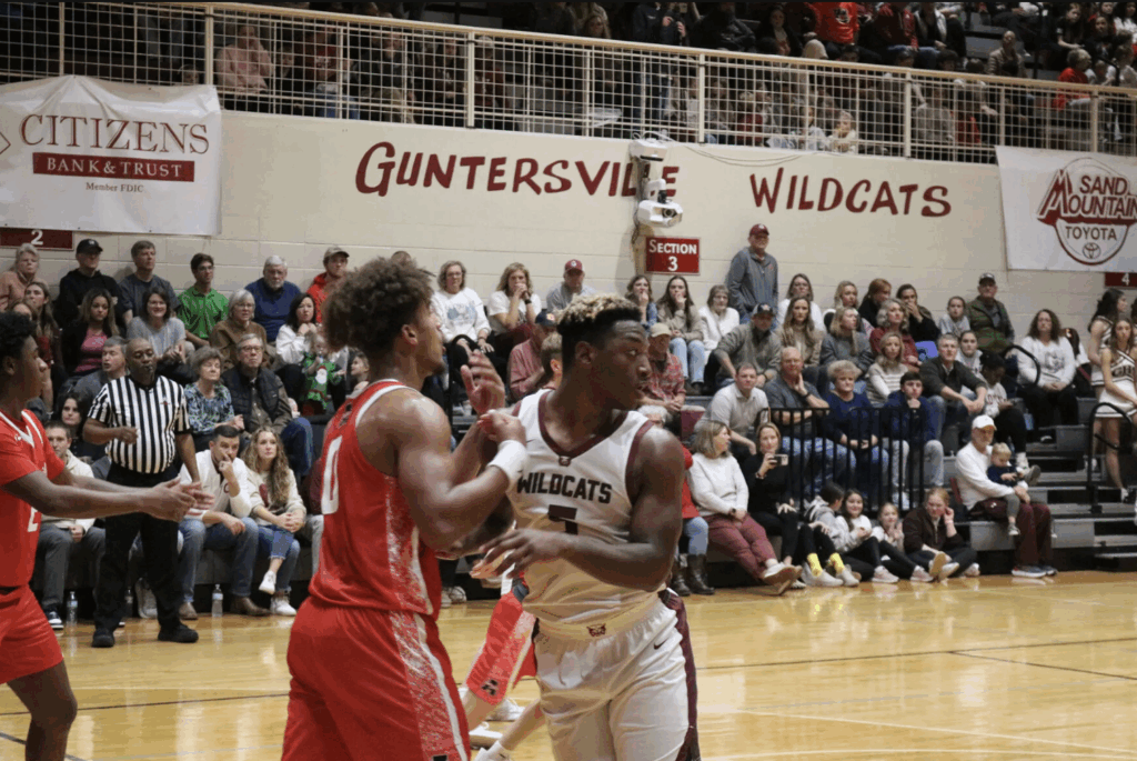 Aggies Beat Out Wildcats on the Road - Southern Torch